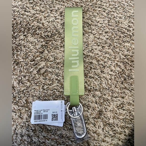 lululemon athletica | Accessories | Nwt Lululemon Never Lost Keychain ...